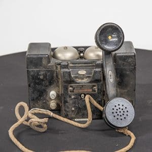 7 Powerless Items You’ll Need After An EMP - Self Sufficient Projects